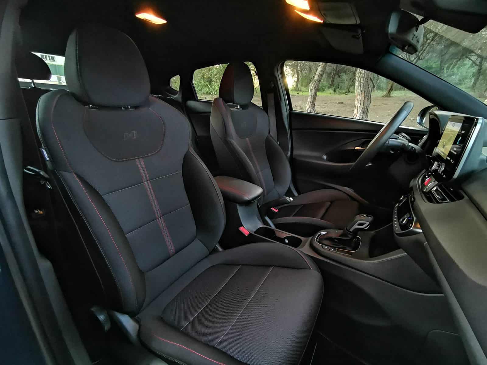 Hyundai i30 Fastback - Estilo desportivo e condução cheia de conforto ...