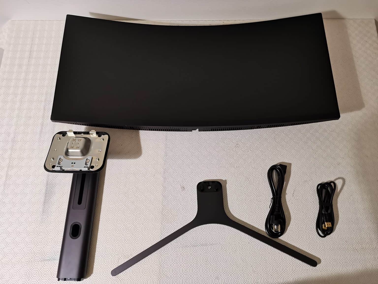 Xiaomi Mi Curved Gaming Monitor 34": A aposta Ultra-wide para jogos! - Leak
