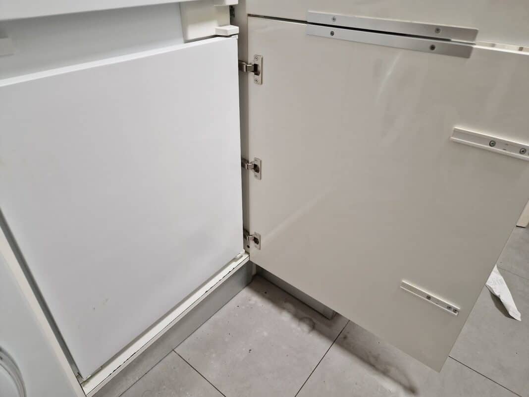 Isto acaba mesmo com o bolor em 5 minutos! É incrível! | Leak