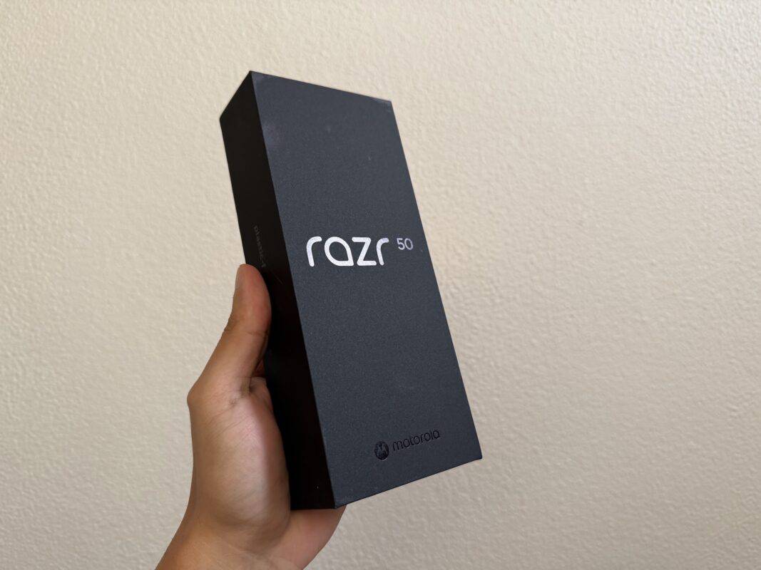 (Mini-Review) Motorola RAZR 50: Finalmente de volta! | Leak